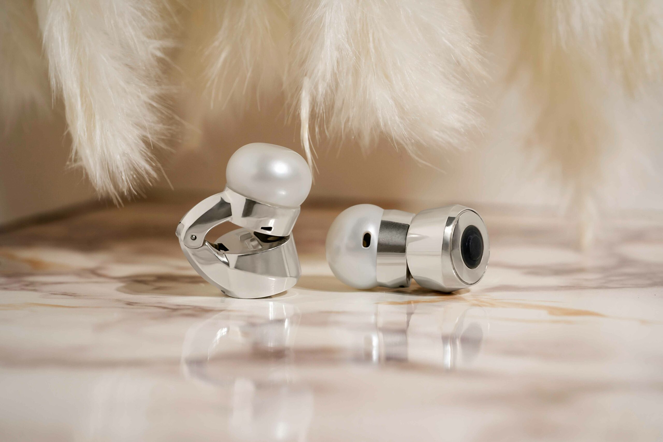 NOVA H1 Audio Earrings, les premiers écouteurs boucles d’oreille