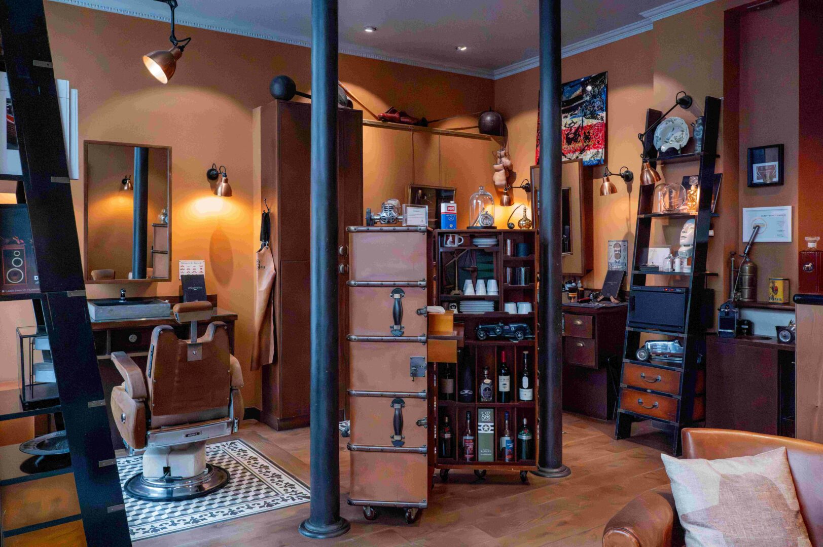 Gentlemen 1919 - Barbershop, Speakeasy bar et Cigar Lounge, Paris